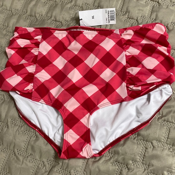 Lime Ricki | Swim | Nwt Lime Ricki Ruched Swim Bottoms Gingham Print ...